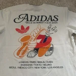 adidas | Shirts | Adidas Cream Short Sleeve Tee Classic Style 224 Blue ...